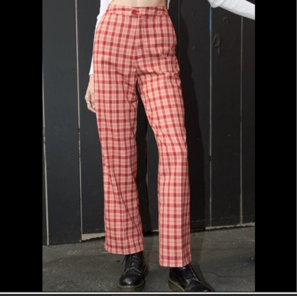 Brandy Melville | Pants & Jumpsuits | Brandy Melville Valentina Plaid ...